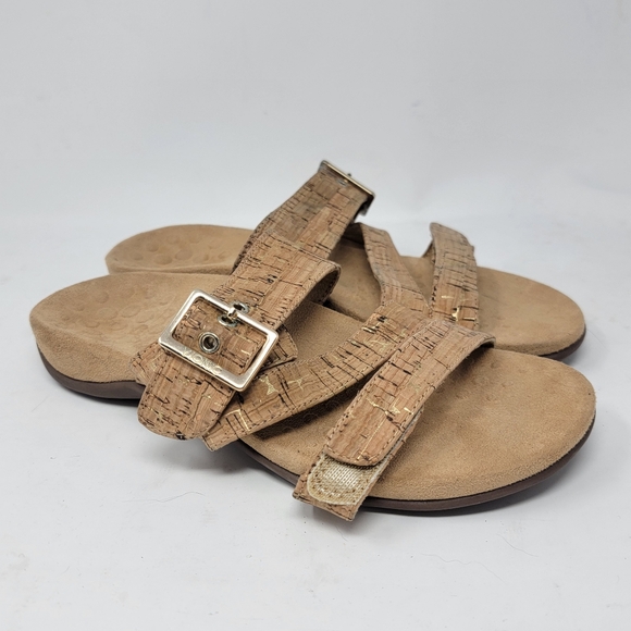 Vionic | Shoes | Vionic Skylar Cork Gold Orthopedic Strappy Sandals ...